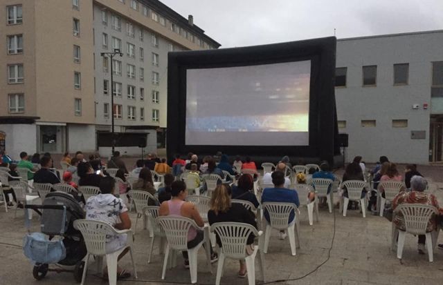 Cuatro películas y entrada gratis: así será el verano de cine en Narón ...