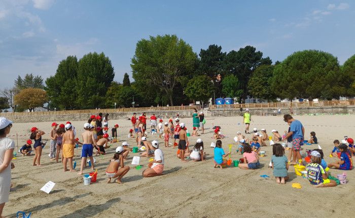 Un nuevo éxito del concurso de castillos de arena en Ares - Ferrol 360